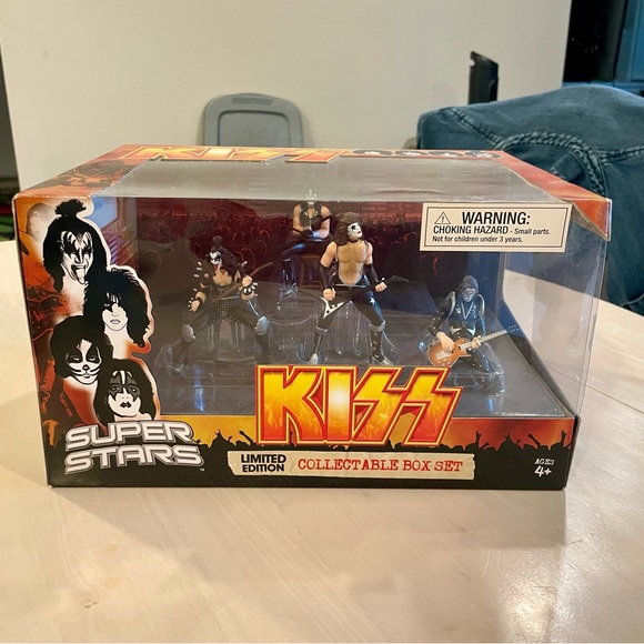 Kiss | Toys | Kiss Super Stars Limited Edition Collectible Box Set ...